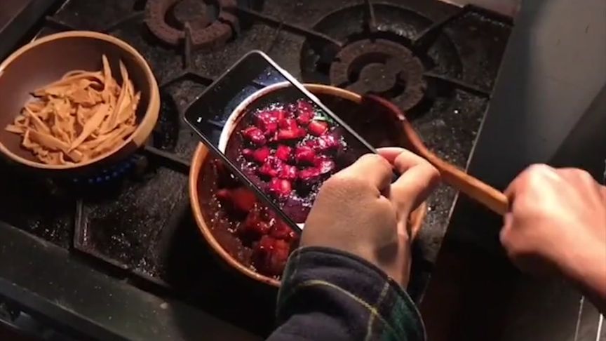 教你手机拍摄宣传片方法