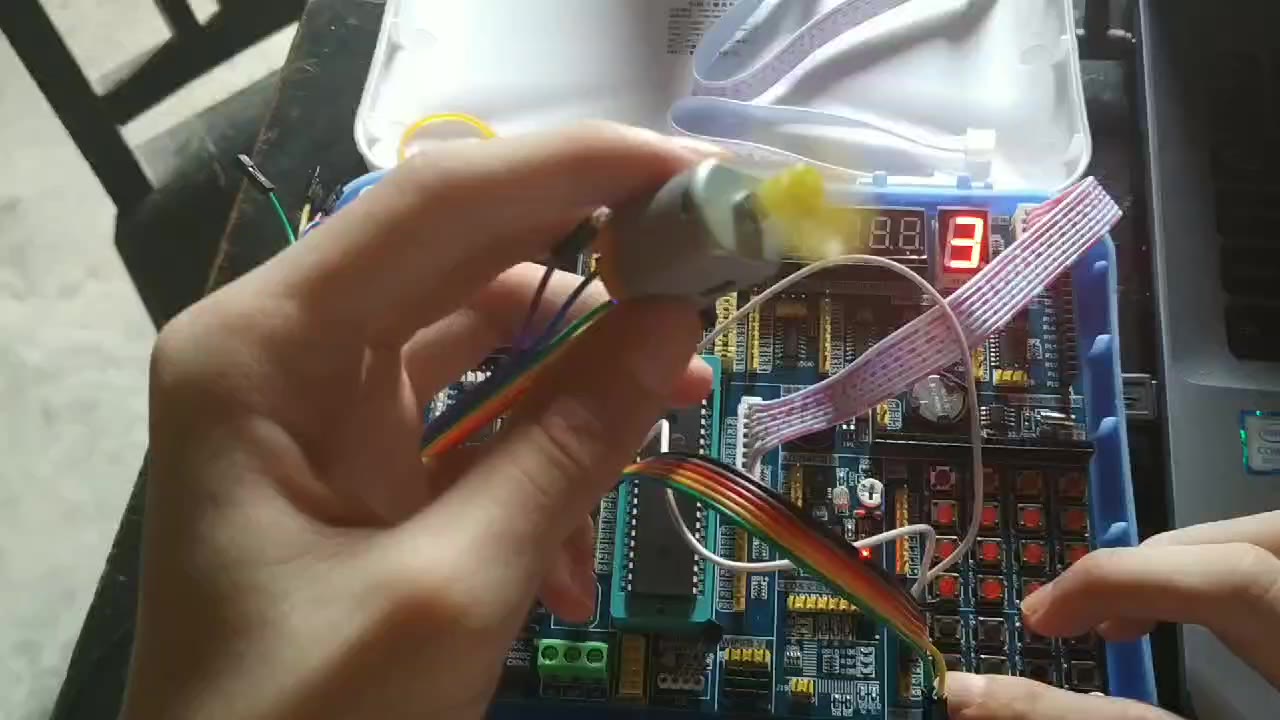 普中51单片机直流电机控制风扇调速