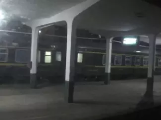 (车厢视角)K123次列车离开鹰潭车站