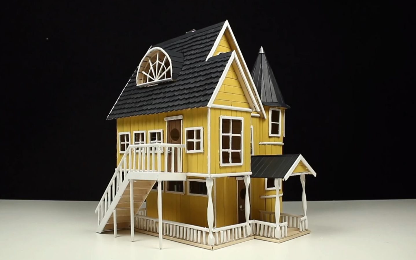 【搬运】如何用雪糕棒建一个小巧的房子!手工制作DIY