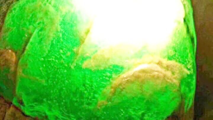 跟大家分享缅甸翡翠是怎么挖出来的