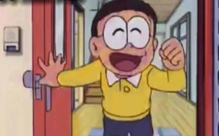 哆啦A梦 大雄减短女孩们的裙子一毫米为静香制成一条超短裙