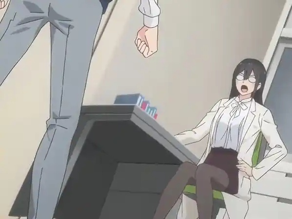 美女教师变身角色扮演,学生们都看呆了!