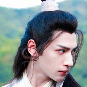 极光本尊 