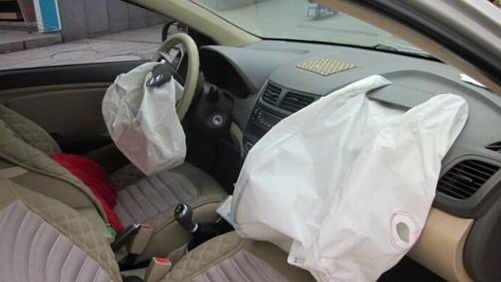 一分钟教你看懂安全气囊的工作原理,原来安全气囊是这样弹出来的