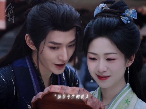 试试敲镜子3下,爱的人立刻出现在眼前