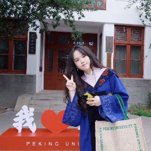 月小小吖 