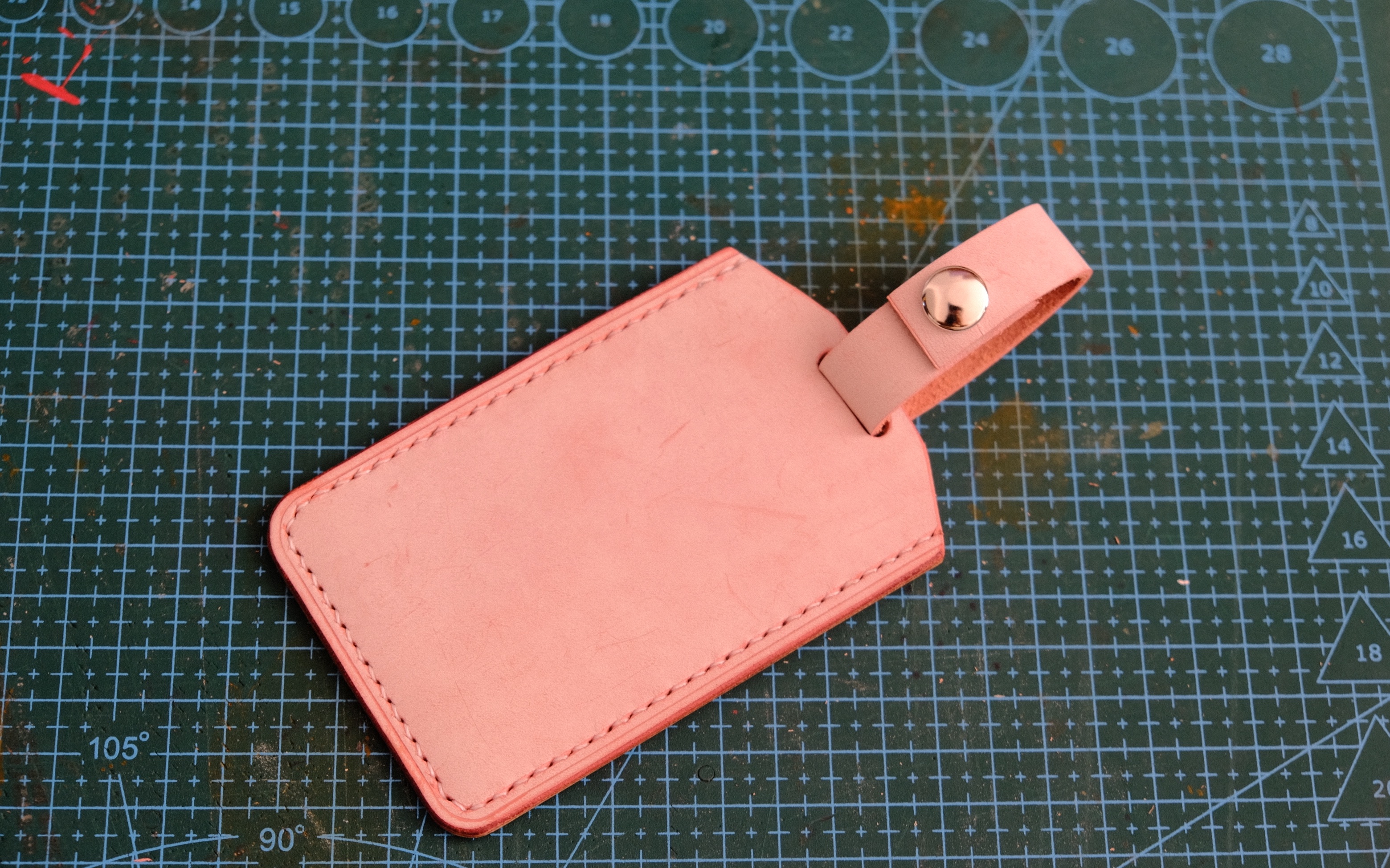 【手工皮具】门禁卡套制作过程