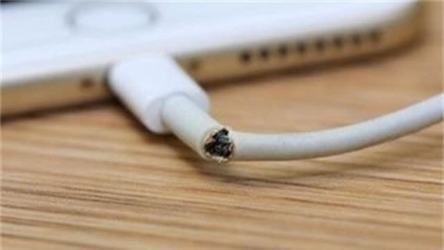 数据线坏了别着急扔,教你一绝招,1分钟完美修复,比新的还耐用