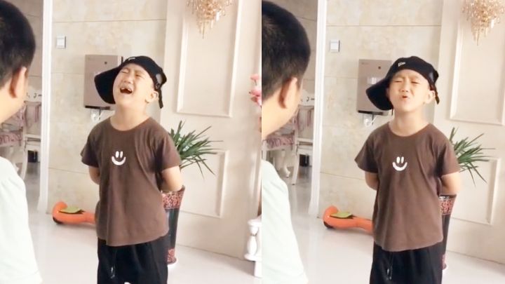 熊孩子弄坏手机,理直气壮的说:爸爸你手机飞行模式也飞不起来