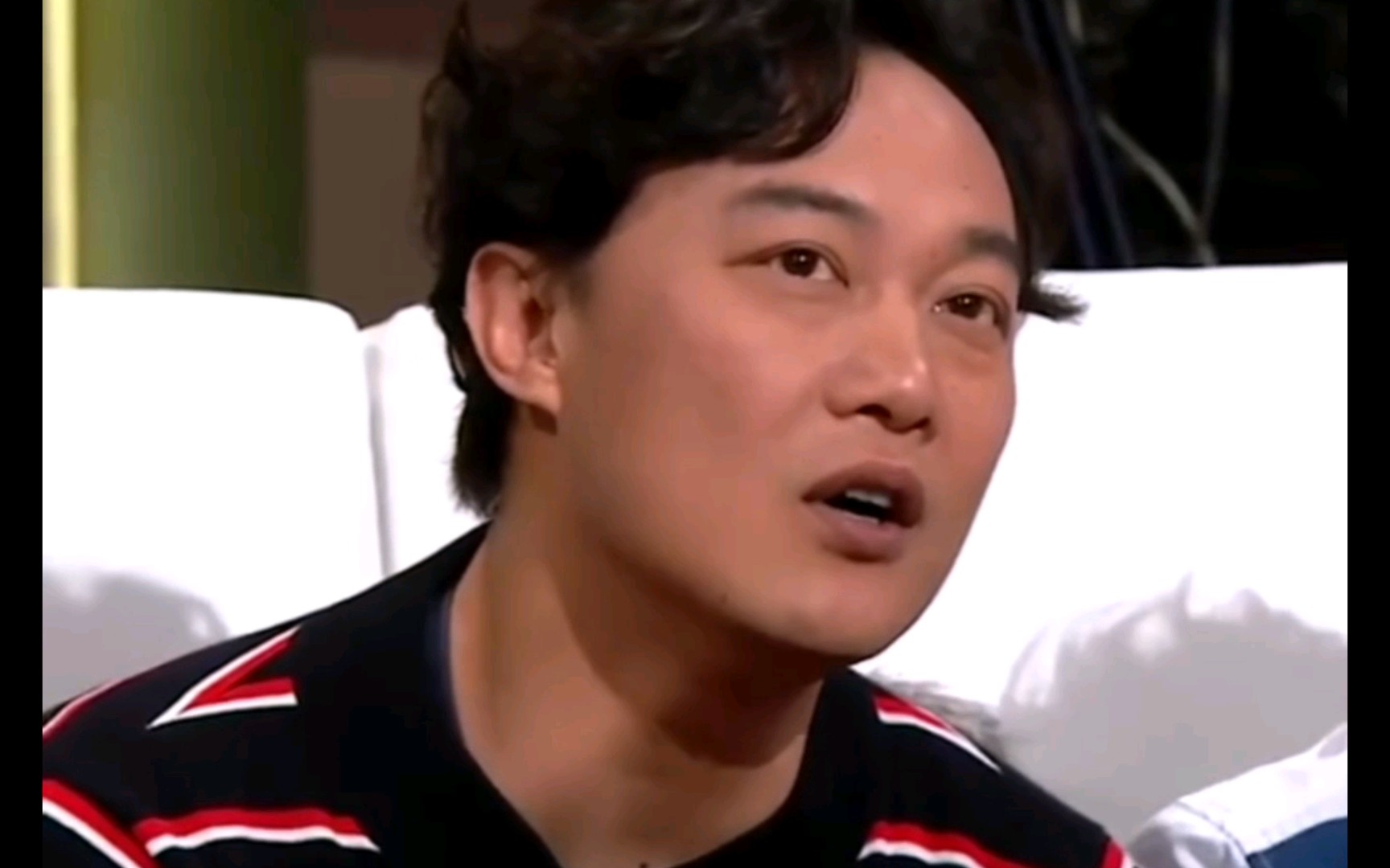 Eason清唱的无条件,很难不爱