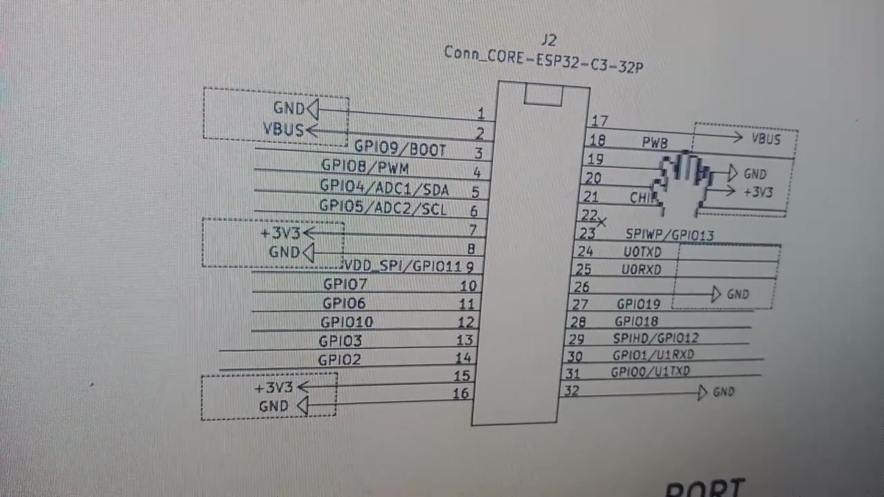 高手走开!发现所有的ESP32核心板都有致命的设计缺陷。后果可能...