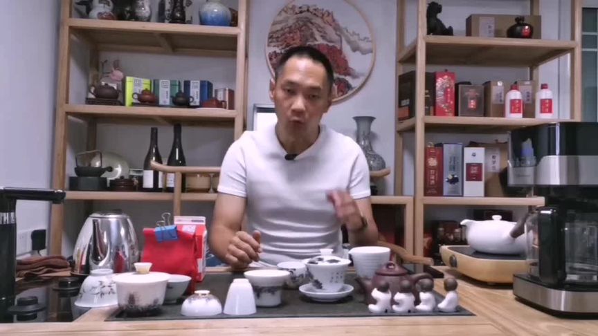 辞秋牌红茶,来自贵州高山有机富硒茶,自己动手喝健康奶茶。#茶