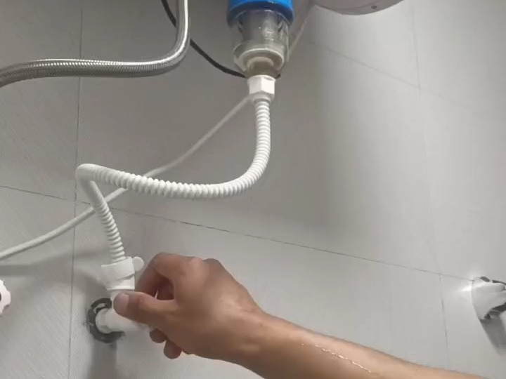 前置过滤器清洁安装视频