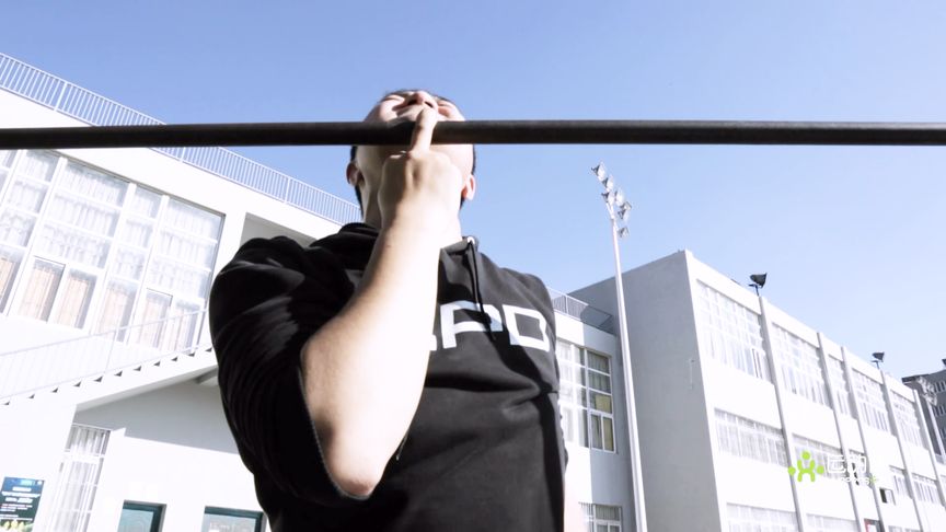 想成为红海行动里那样厉害的人物,你至少要能达标这些体能测试