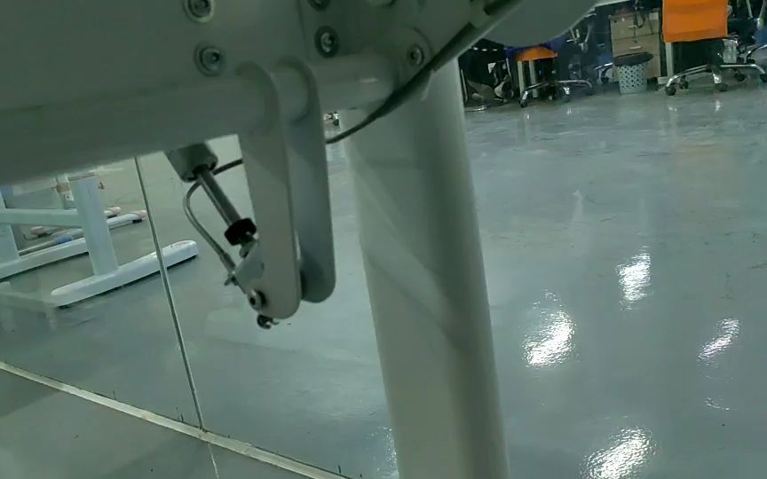 ID610NX气弹簧调节方法