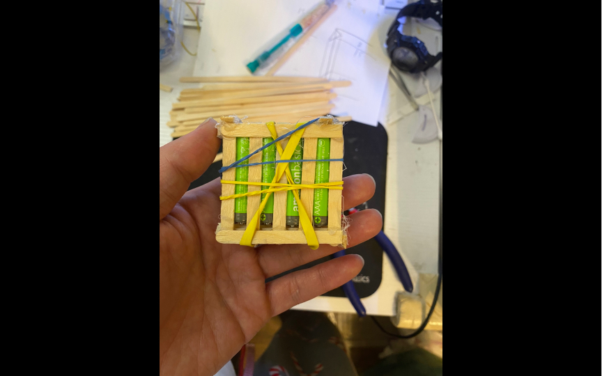 我讨厌散乱的的电池,自己做电池盒