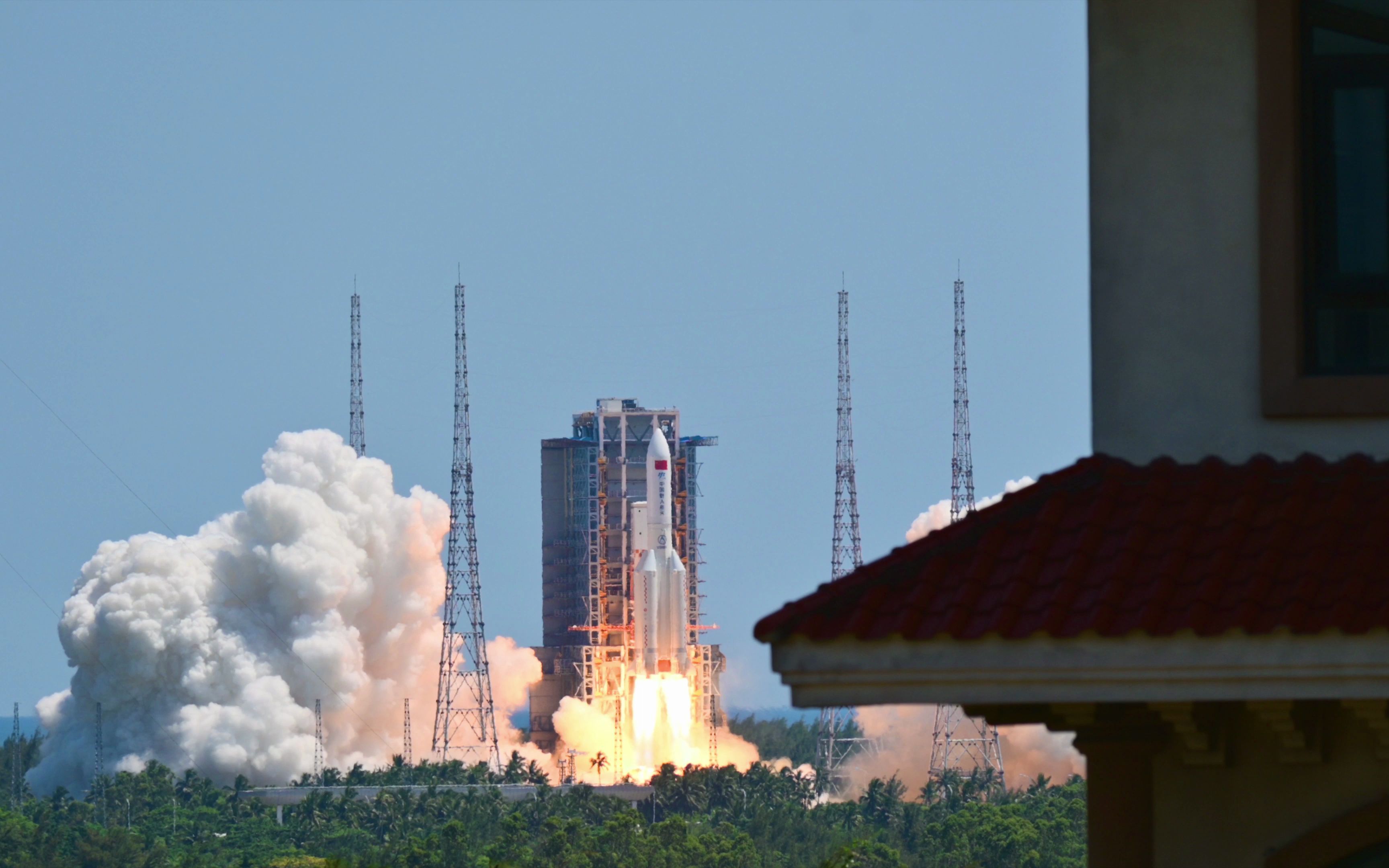 【4K】巨龙腾跃起 ,问天有几何? | 近距离拍摄问天舱发射,那是拍到了...