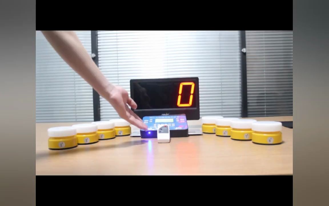 步频650型抢答器视频介绍