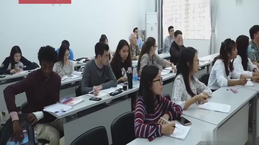 中国已经崛起,如今汉语在全世界的影响力很大!很多老外都学汉语
