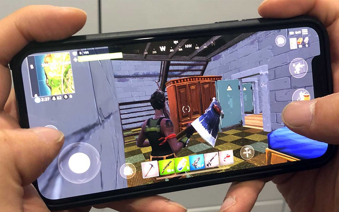 欧美吃鸡手游第一名,《堡垒之夜》手游来了,还送邀请码