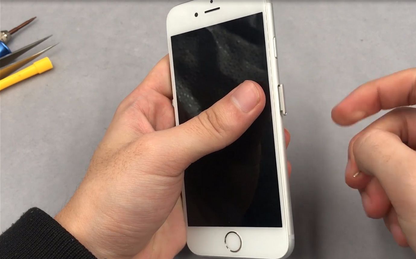 3招解决苹果手机充电失灵问题,再也不用反复插充电头,太容易了