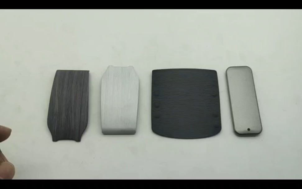 模内注塑IML工艺塑胶外壳运用在汽车装饰件领域,带有曲面弧度以及...