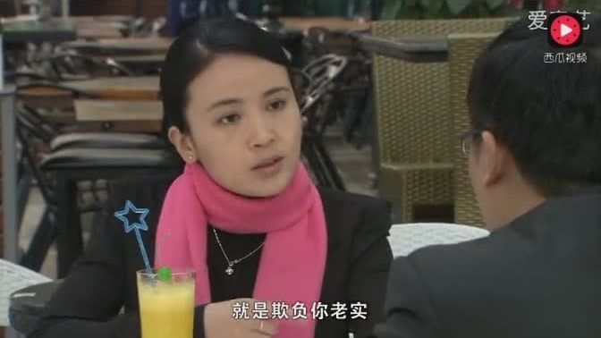 书记正在开部门会议,退休老将军进来讲了几句话,让在场的人拍掌致敬