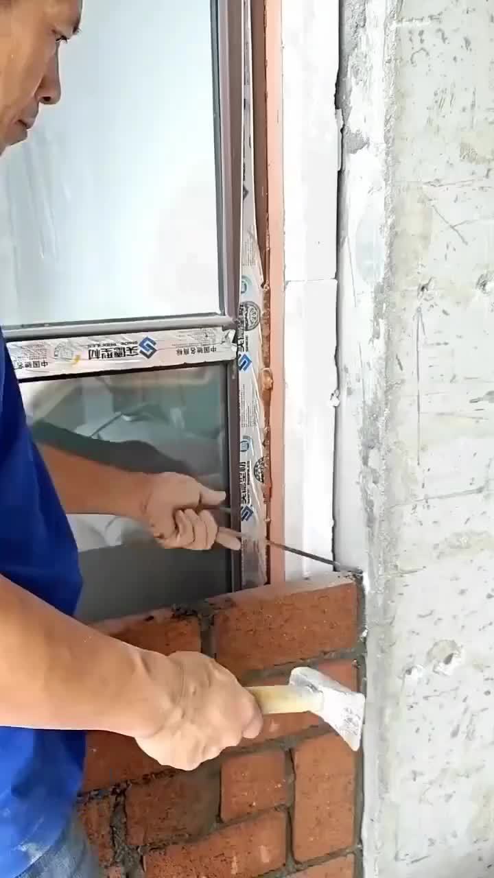 师傅砌墙砖手法可以吧!