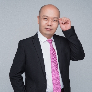 于强说法 