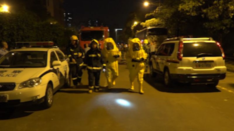 吸入少量可致命!3个剧毒硫化氢气瓶被遗弃广州一网球中心