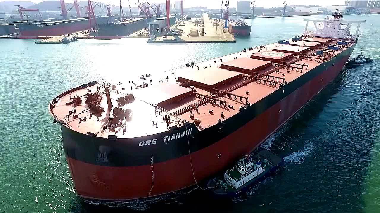 世界上最大的船舶!满载排水量82万吨,相当于13艘航母