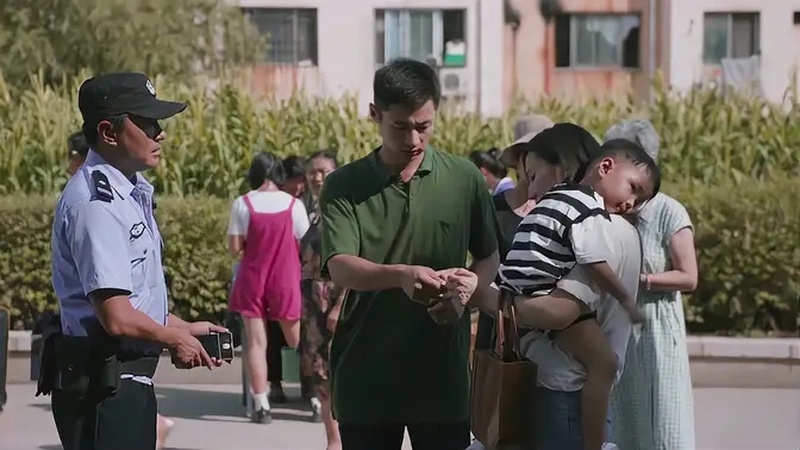 警察:大爷的狗咬伤小孩,受害人没要求赔偿,大爷却讹上了