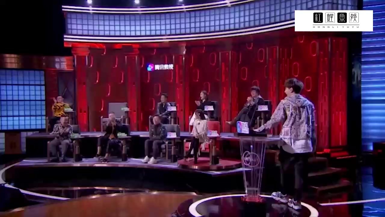 明星之间加微信:郭麒麟竟让陈道明主动加微信,现场爆料让人意外