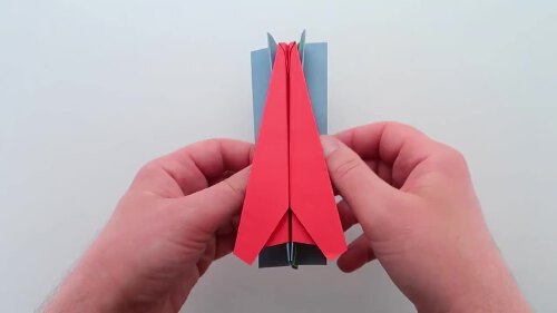 用皮筋发射纸飞机,做法简单又好玩!