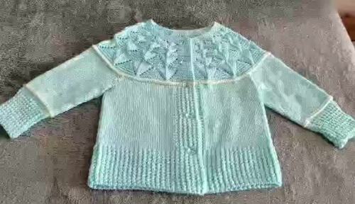婴幼儿开衫毛衣完工了来看看它的效果