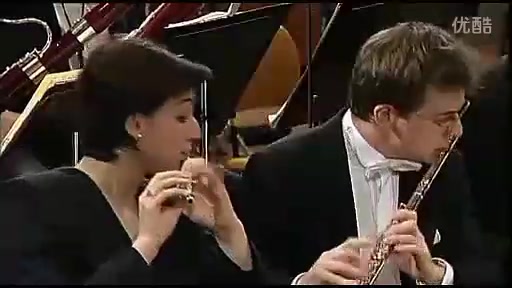 比才(Georges Bizet):卡门序曲,柏林爱乐乐团演奏 指挥:阿巴多
