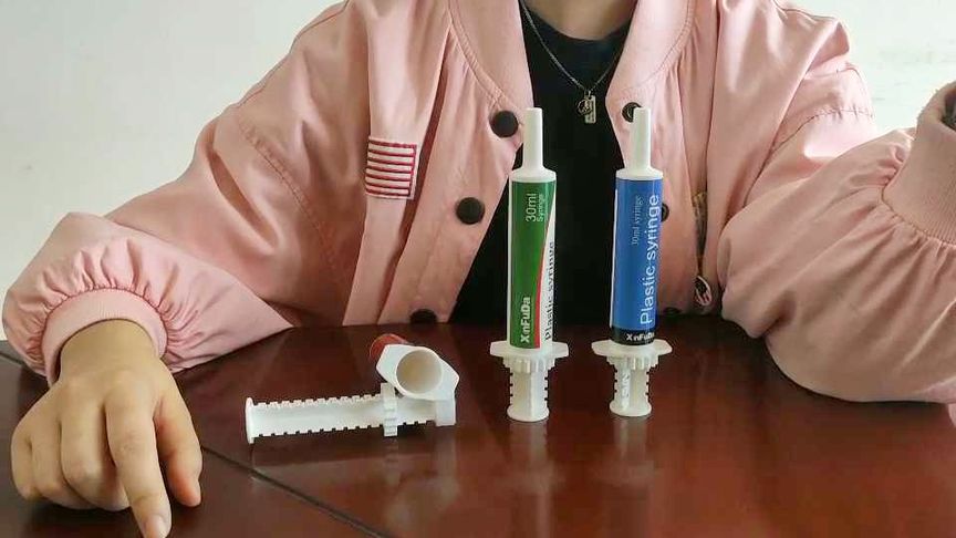 灌注器的灌装方式