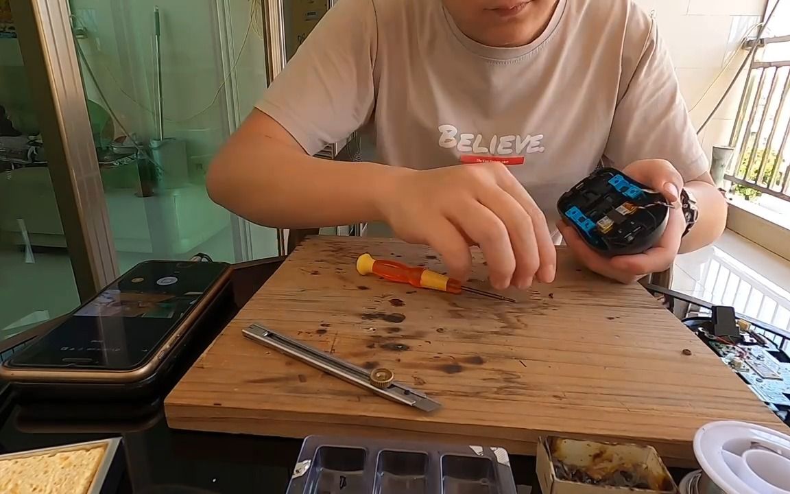 罗技gpw 狗屁王鼠标拆解更换微动