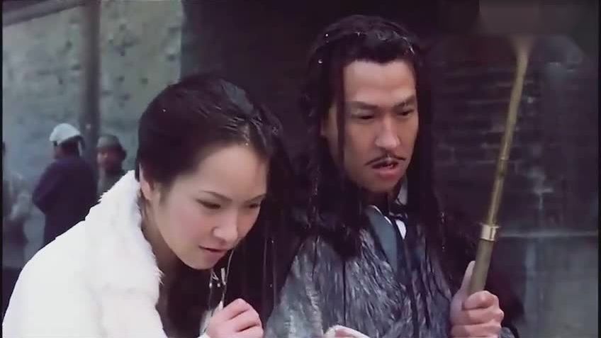 神奇的雨伞功能强大,唯一的缺陷就是不防水!尴尬了