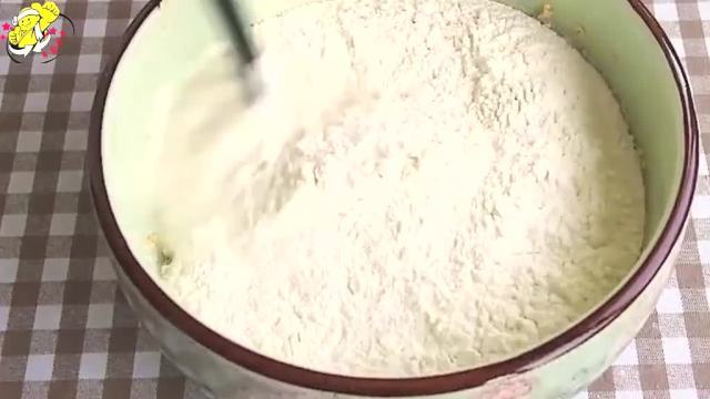 荞麦粉加2个鸡蛋,一搅一拌,手不沾面,比馒头简单,比.
