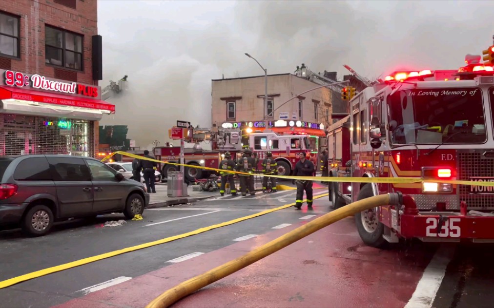 ...区诺斯特兰德大街与盖茨大街之间的建筑物火灾(2022年2月7日)