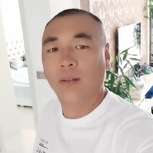 开原市悦莱新城杜金山 