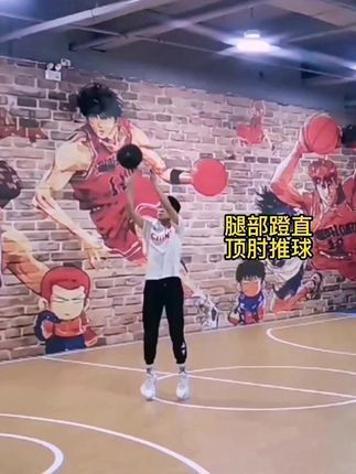 为了练这个投篮姿势你知道我用库里打了多少场2k吗