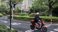 电动车骑行安全一定要注意!