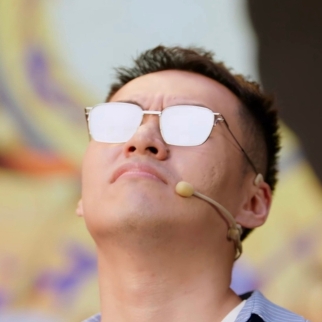 闪林姐 