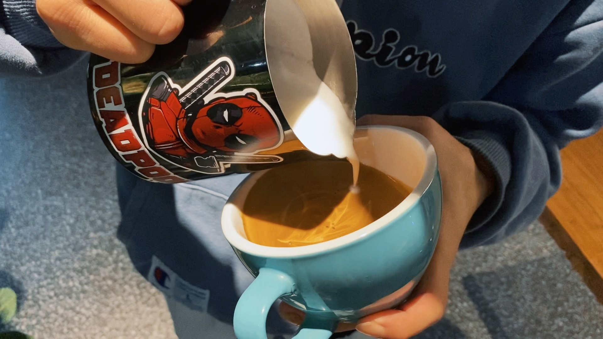 百胜图二代意式咖啡机操作体验与咖啡拉花教程分享,重庆百瑞斯特...