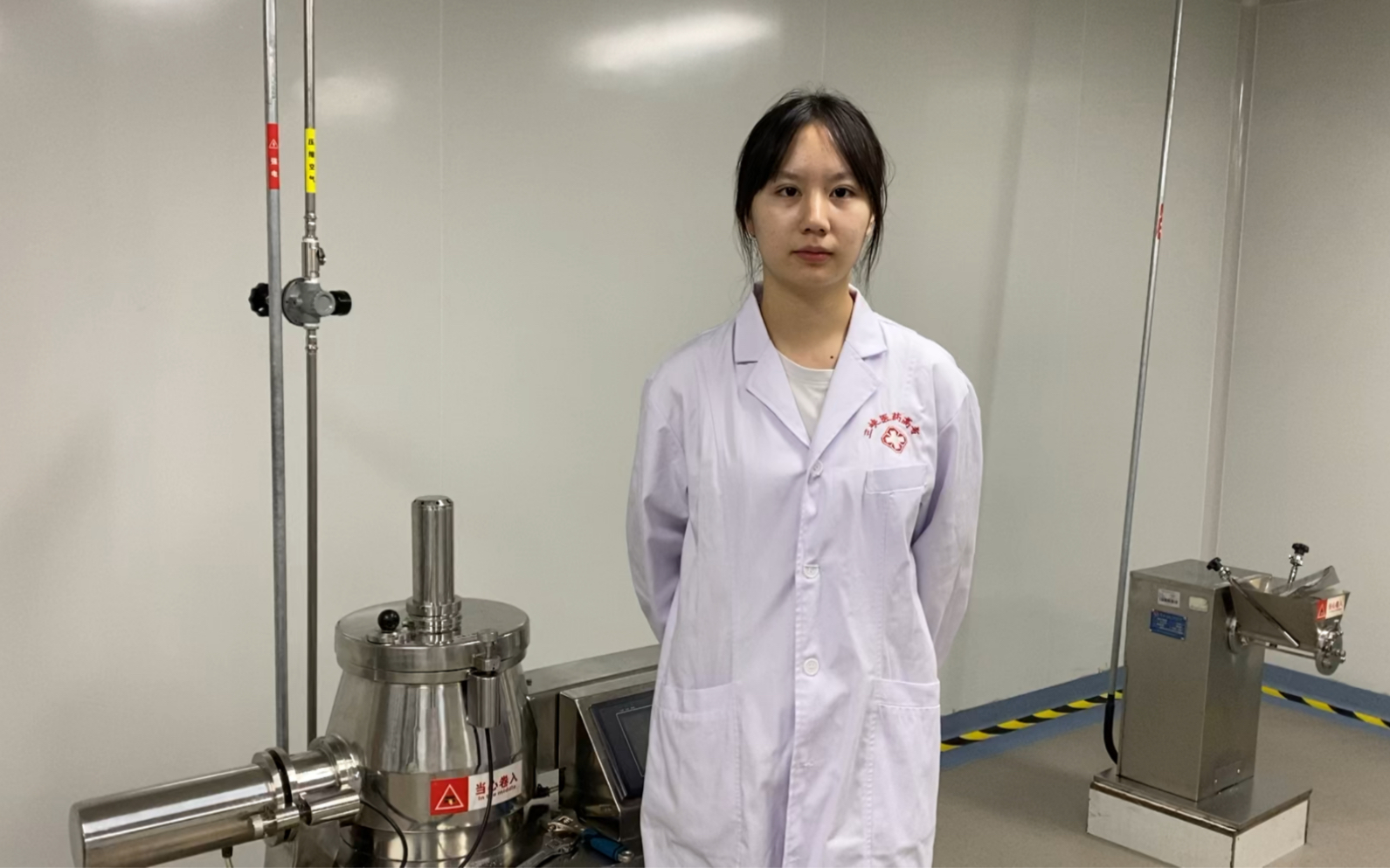 第一大组第三小组 高效湿法制粒机-凌在欣 摇摆氏颗粒机-陈严