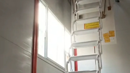 家用折叠隐形楼梯阁楼伸缩楼梯顶装伸拉升降自动梯