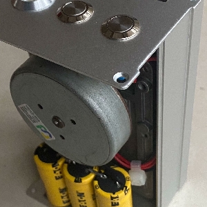 手摇无电池救援电源 